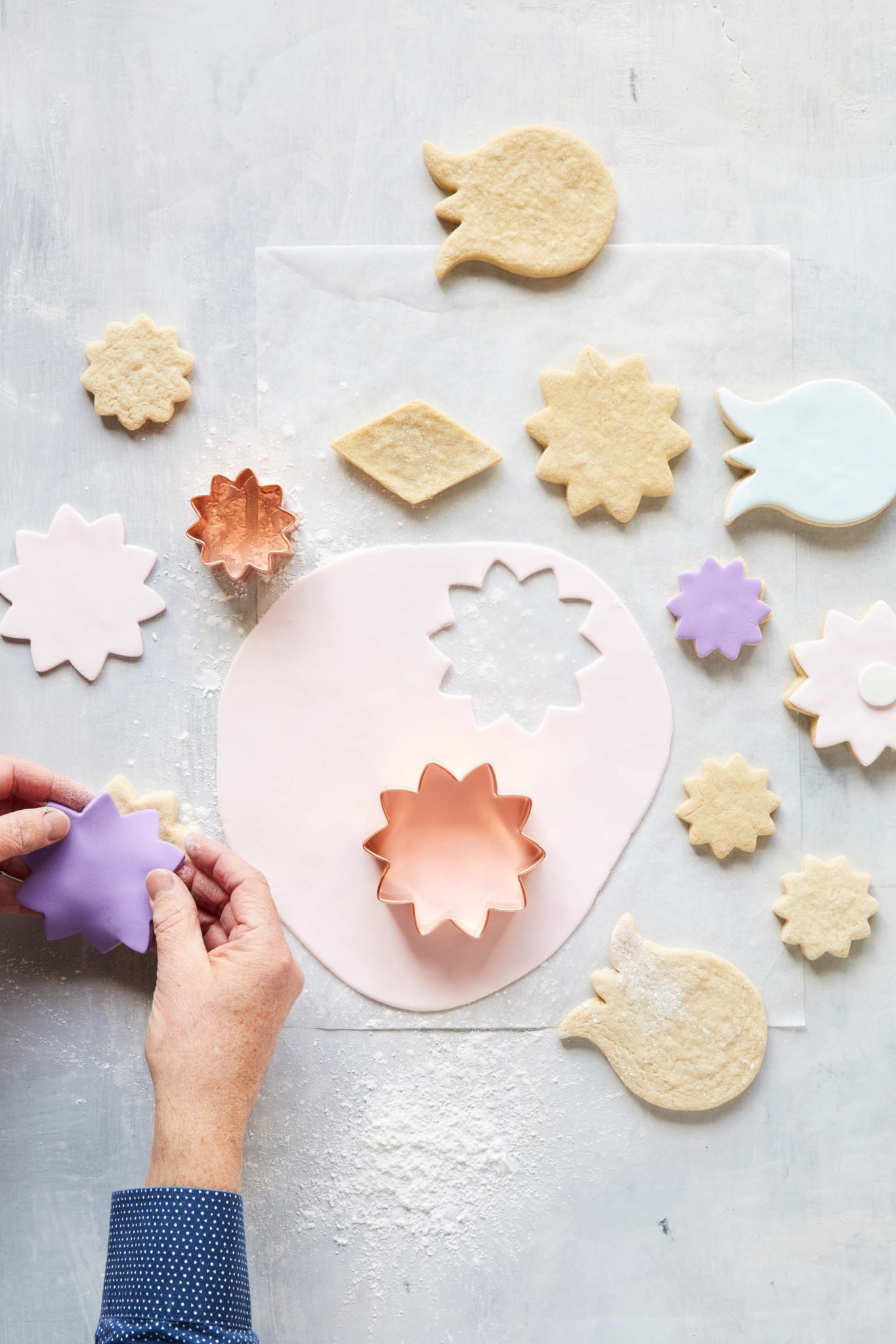 Placing-Fondant-Shape-on-Cookie | GFF Magazine