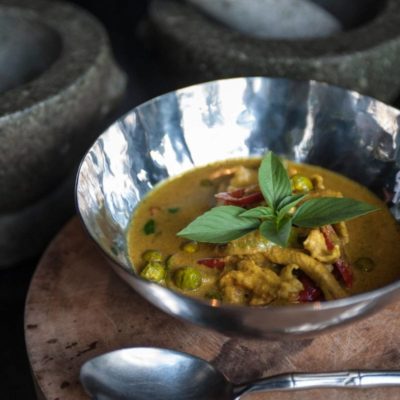 Gluten Free Chicken Curry: Gaeng Kiew Whan Gai (Spicy Green Curry With ...